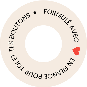 Comment Bien Percer un Bouton Blanc ? - Skin & Out